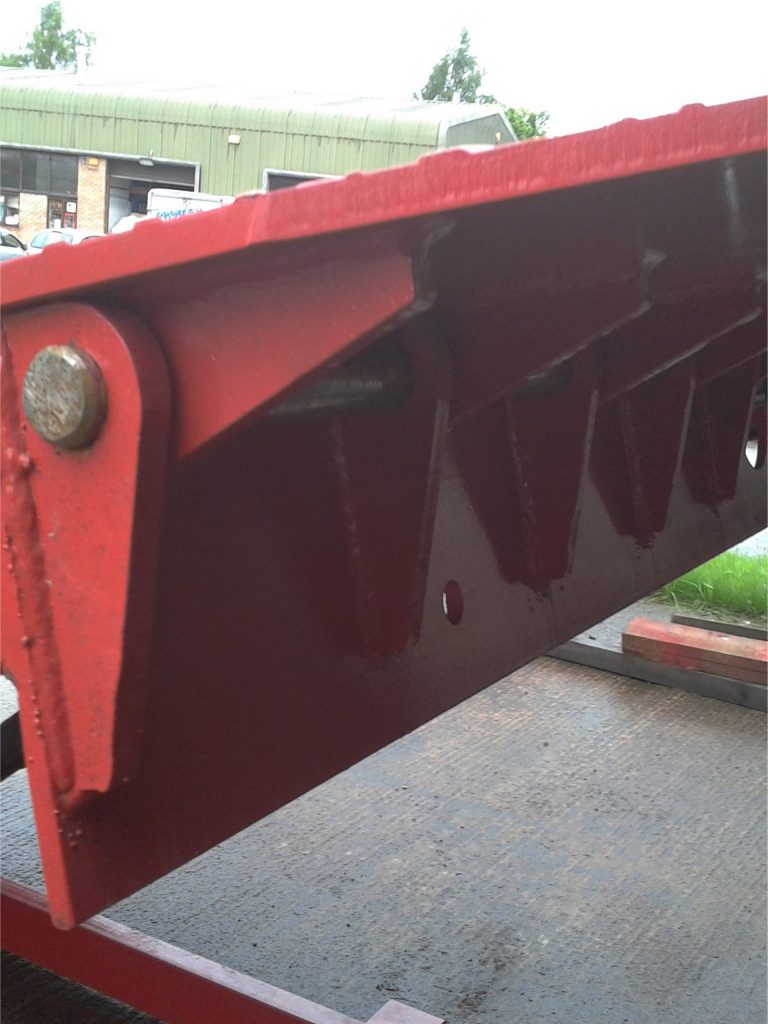 tear drop hinge | Zeus Handling Ltd