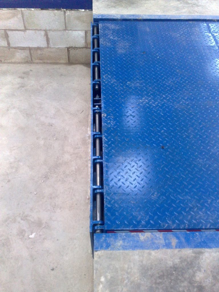 tear drop hinge | Zeus Handling Ltd